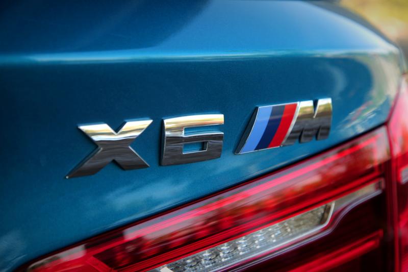 BMW X6M X6 M tech logo emblem till bagagelucka - BILACCESSOARER.SE